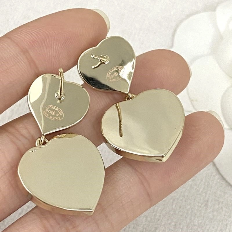 Top match Chanel Earrings