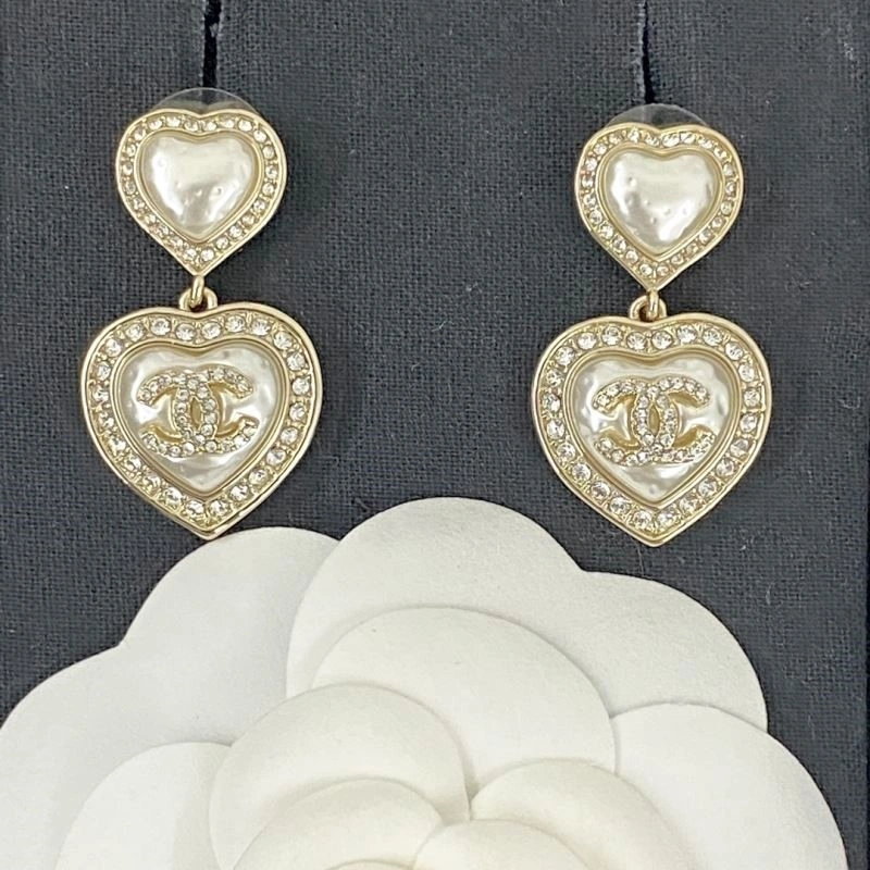 Top match Chanel Earrings