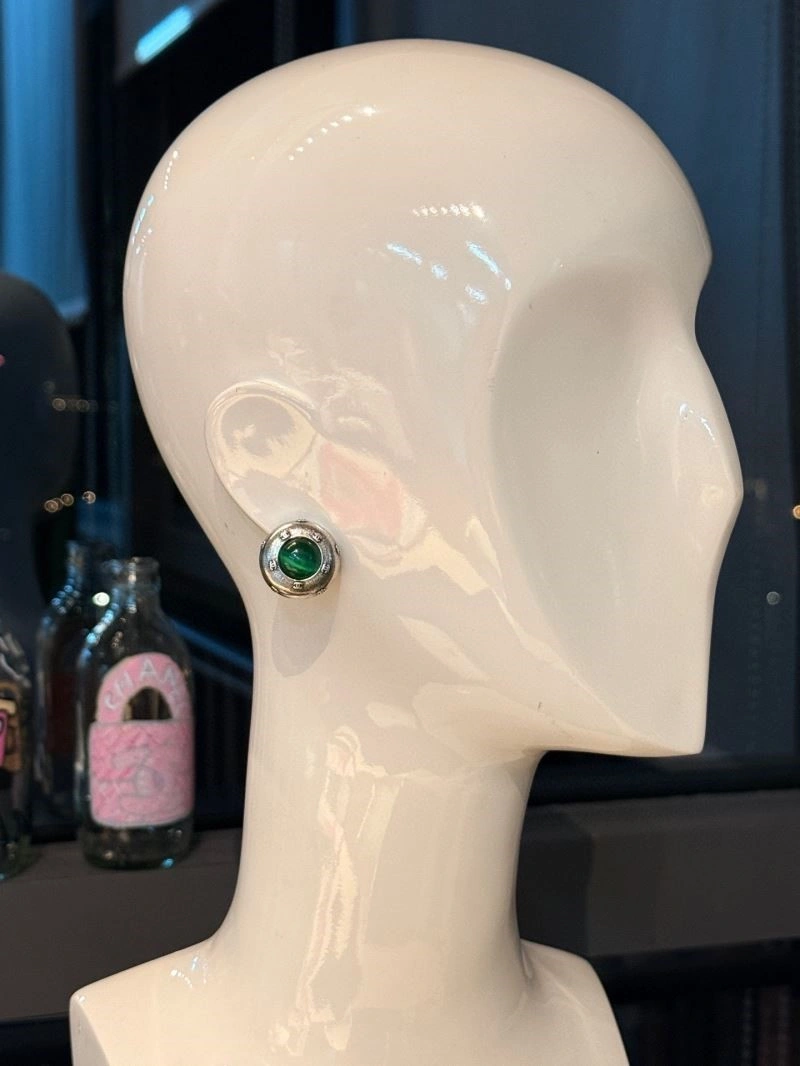High fidelity Chanel Earrings