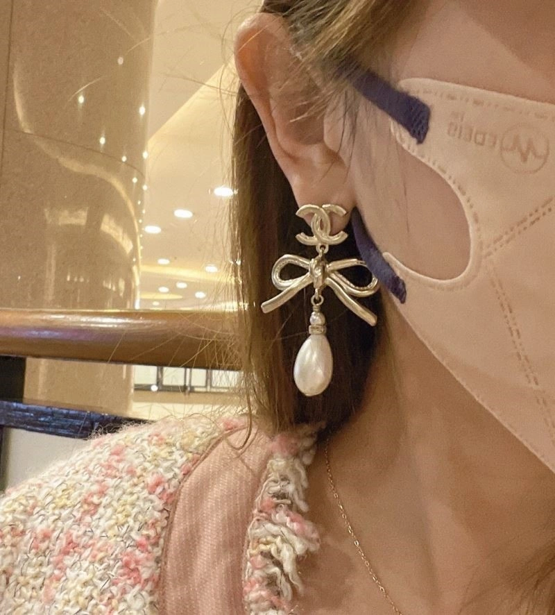 High accuracy Chanel Earrings