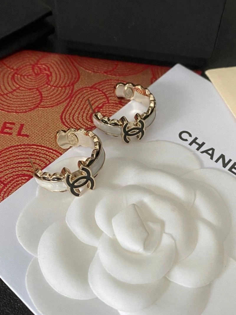 Top mirror Chanel Earrings