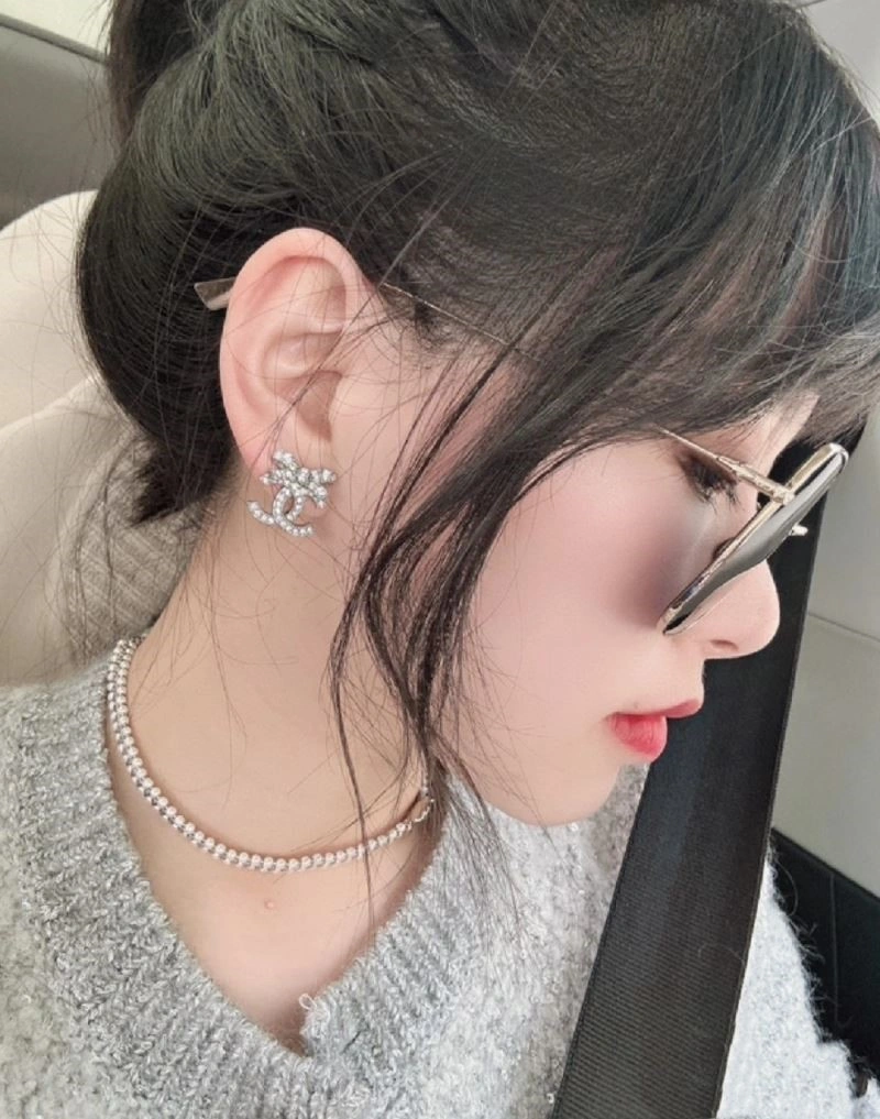 Accurate model Chanel Earrings