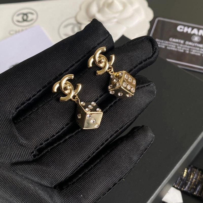 High accuracy Chanel Earrings