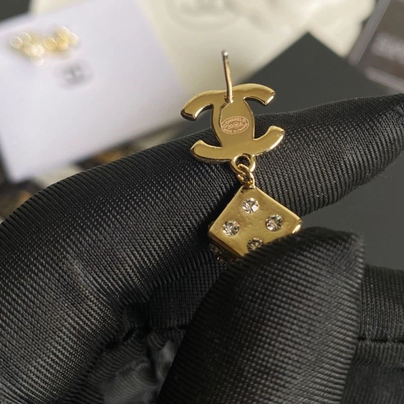 High accuracy Chanel Earrings