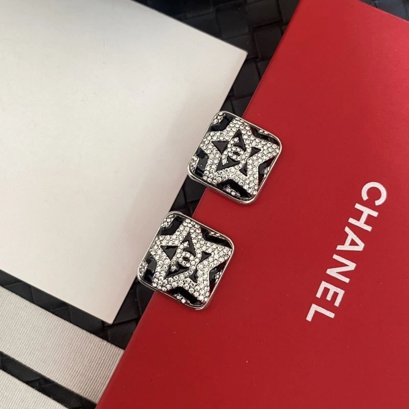 Top mirror Chanel Earrings
