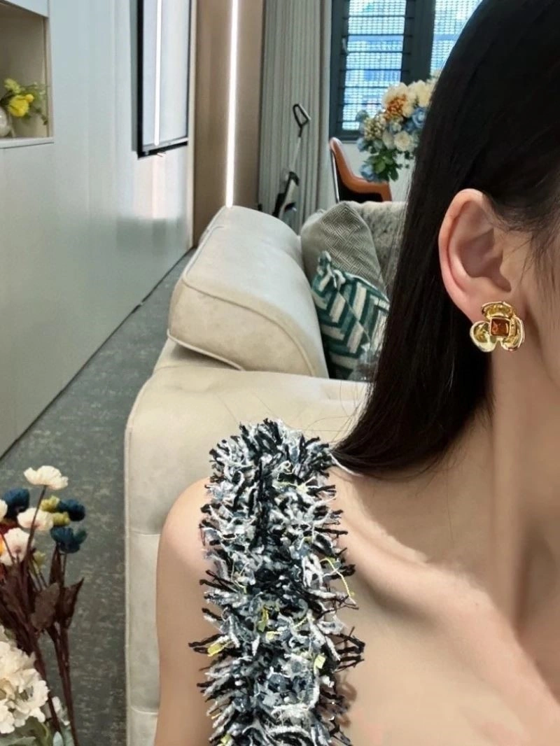 Indistinguishable Chanel Earrings