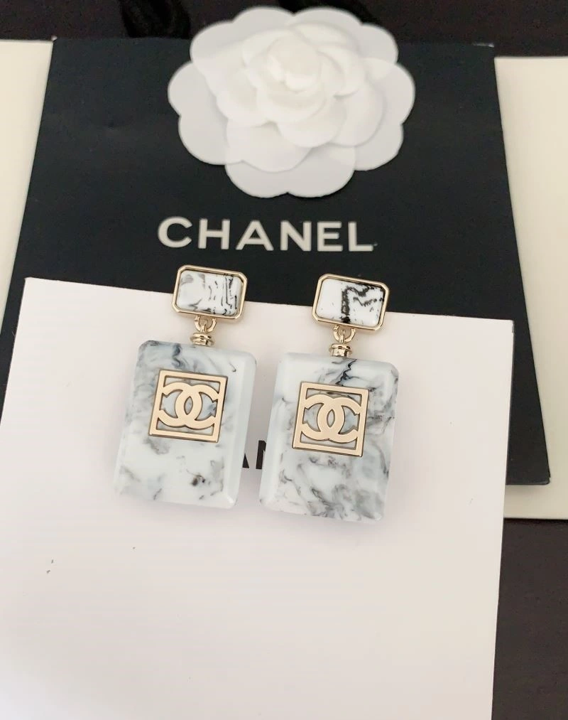 Top mirror Chanel Earrings