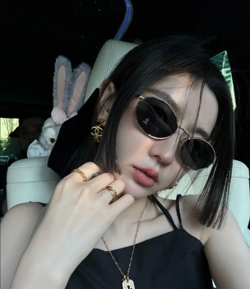 High accuracy Chanel Earrings