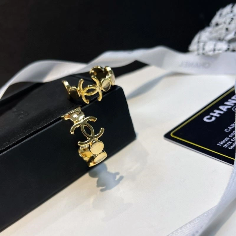 High accuracy Chanel Earrings