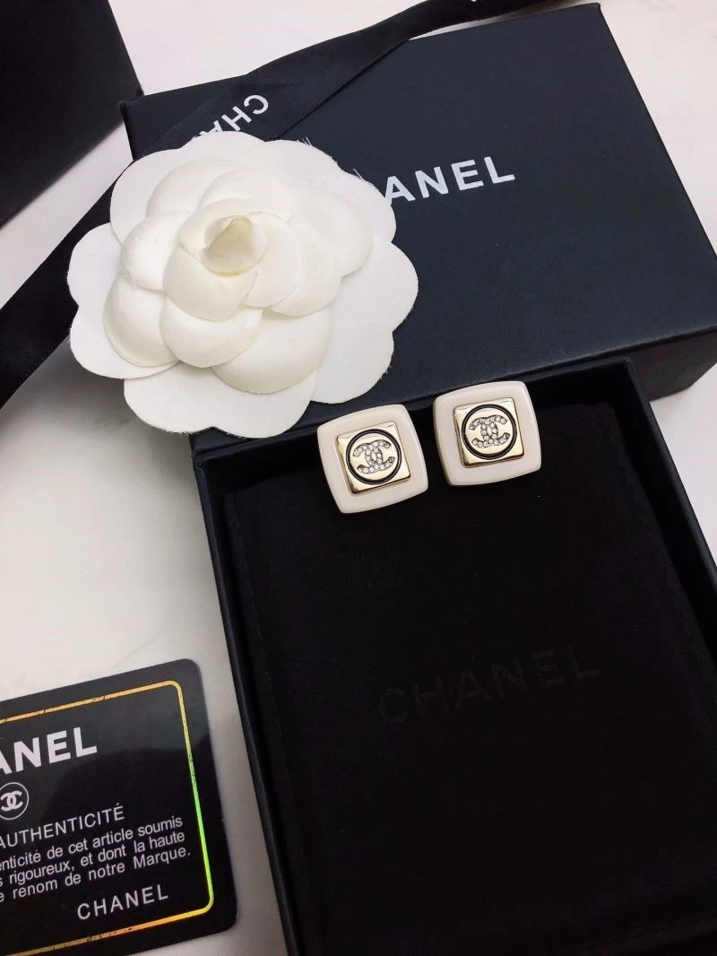 High fidelity Chanel Earrings