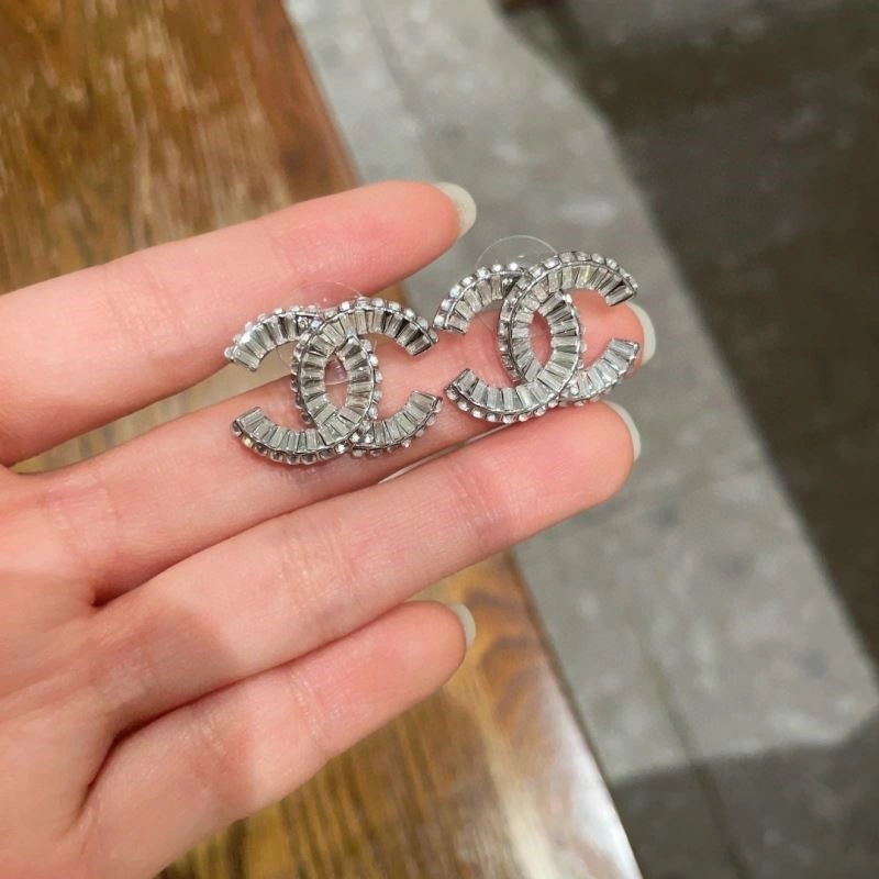 Top mirror Chanel Earrings