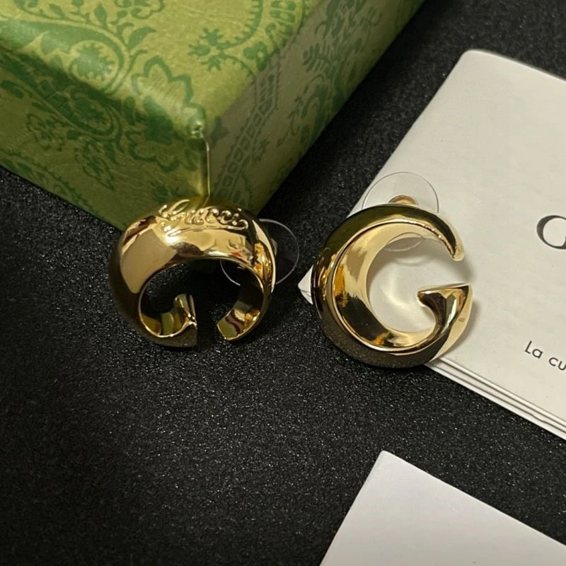 Top mirror Chanel Earrings