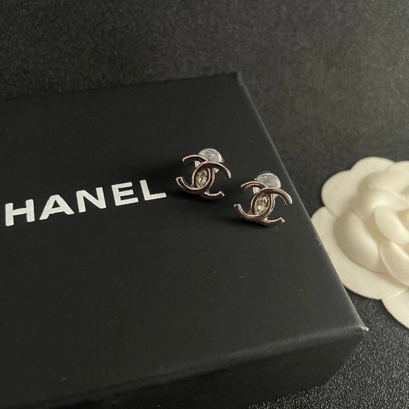 Top mirror Chanel Earrings
