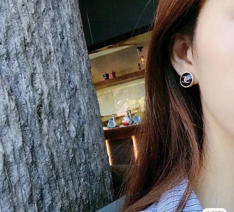High fidelity Chanel Earrings