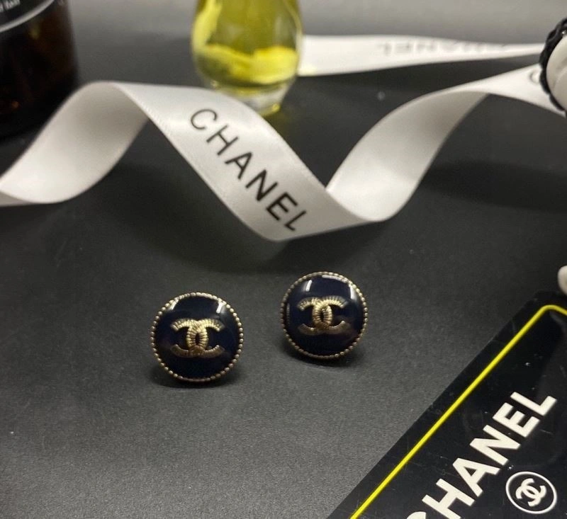 High fidelity Chanel Earrings