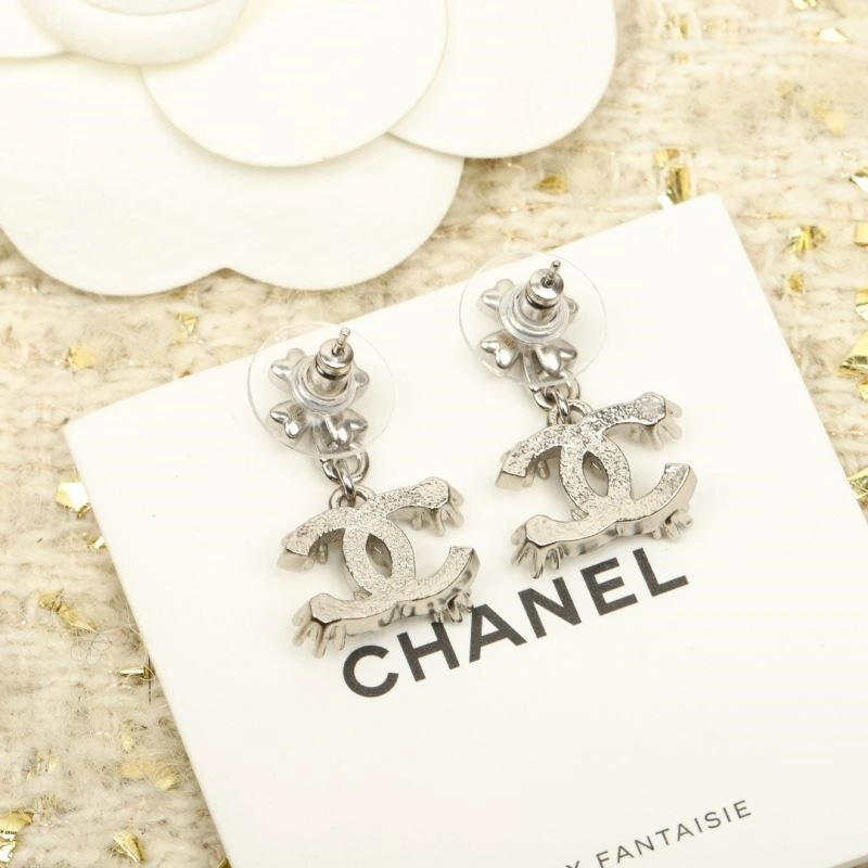 Top mirror Chanel Earrings