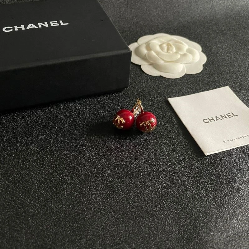 Top match Chanel Earrings