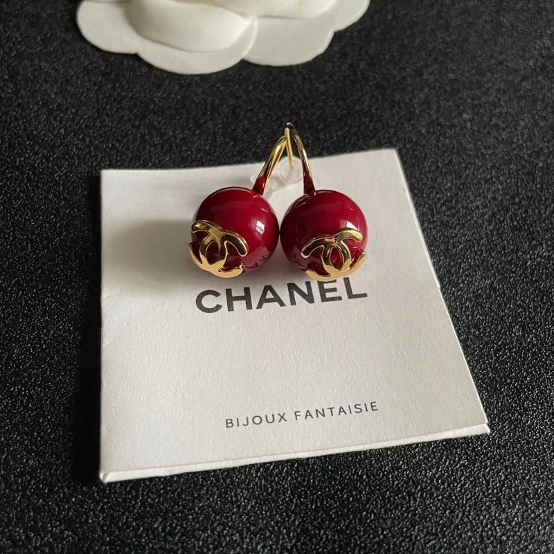Top match Chanel Earrings