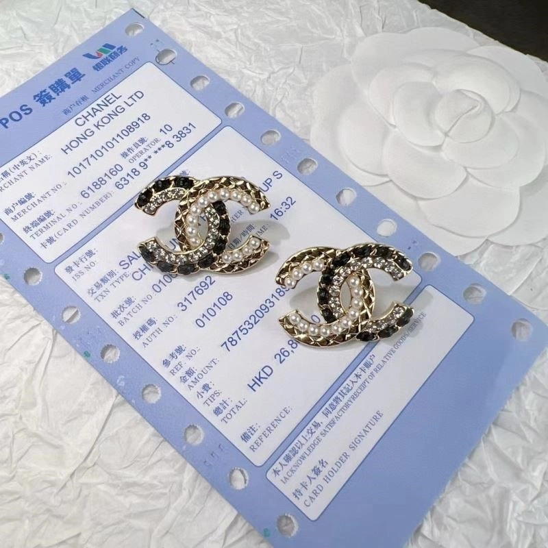 Top mirror Chanel Earrings