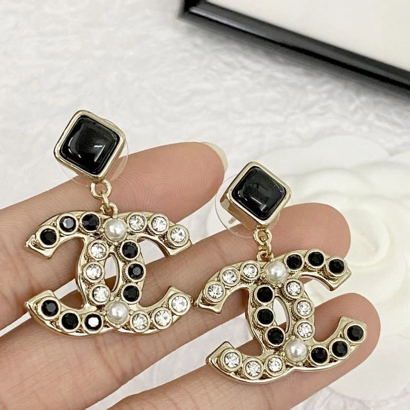 Top mirror Chanel Earrings