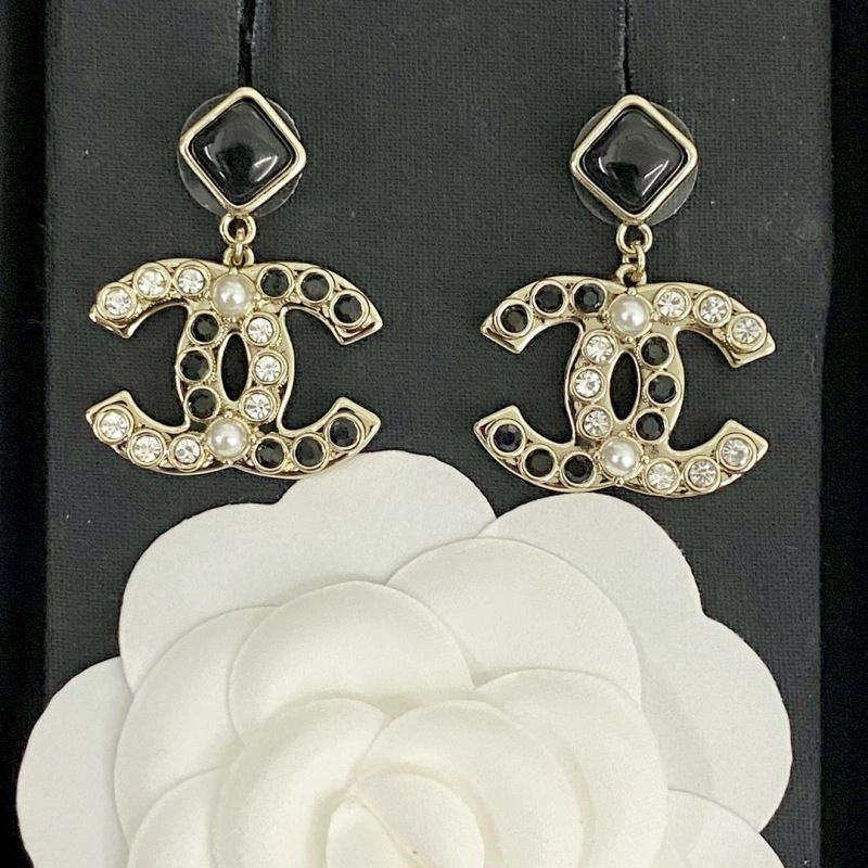 Top mirror Chanel Earrings