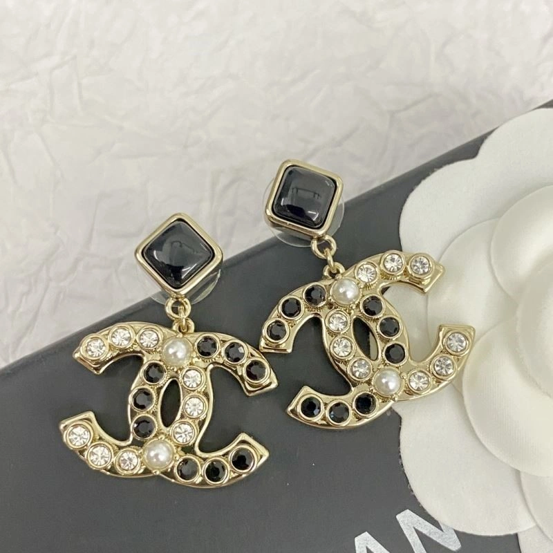 Top mirror Chanel Earrings