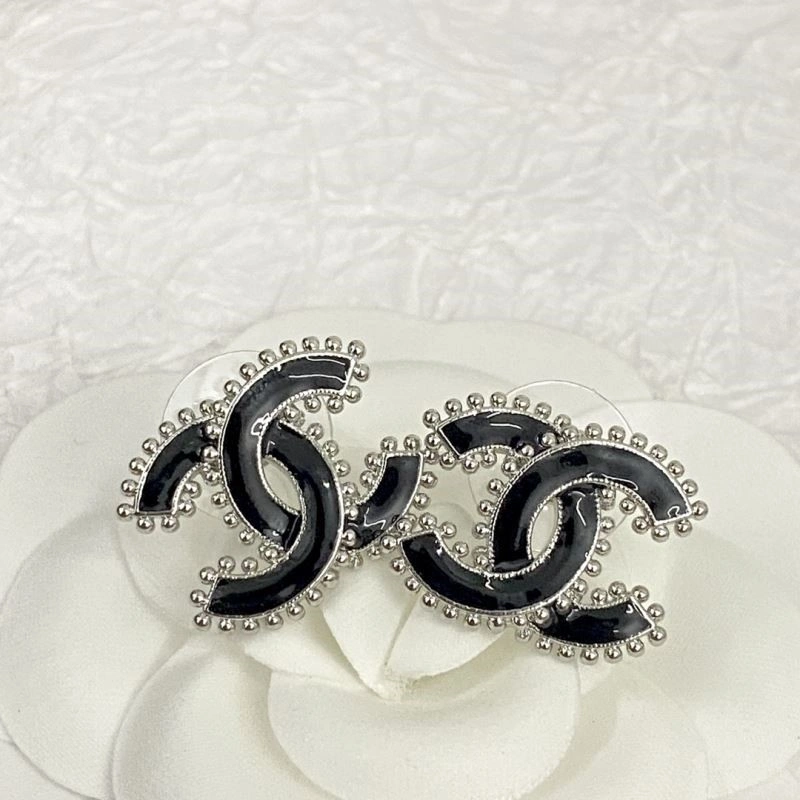 Top mirror Chanel Earrings