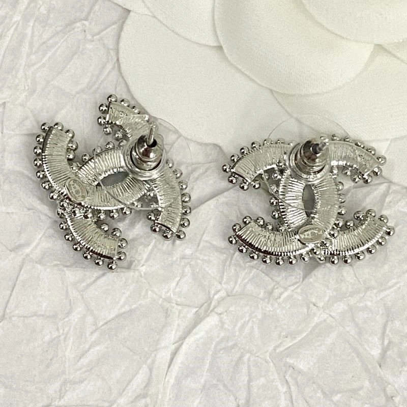 Top mirror Chanel Earrings