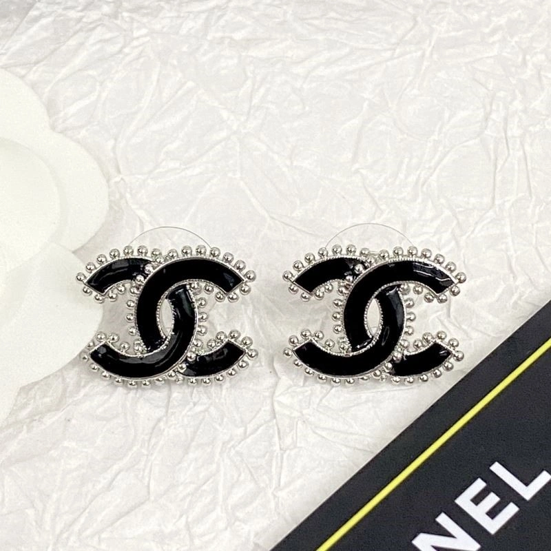 Top mirror Chanel Earrings