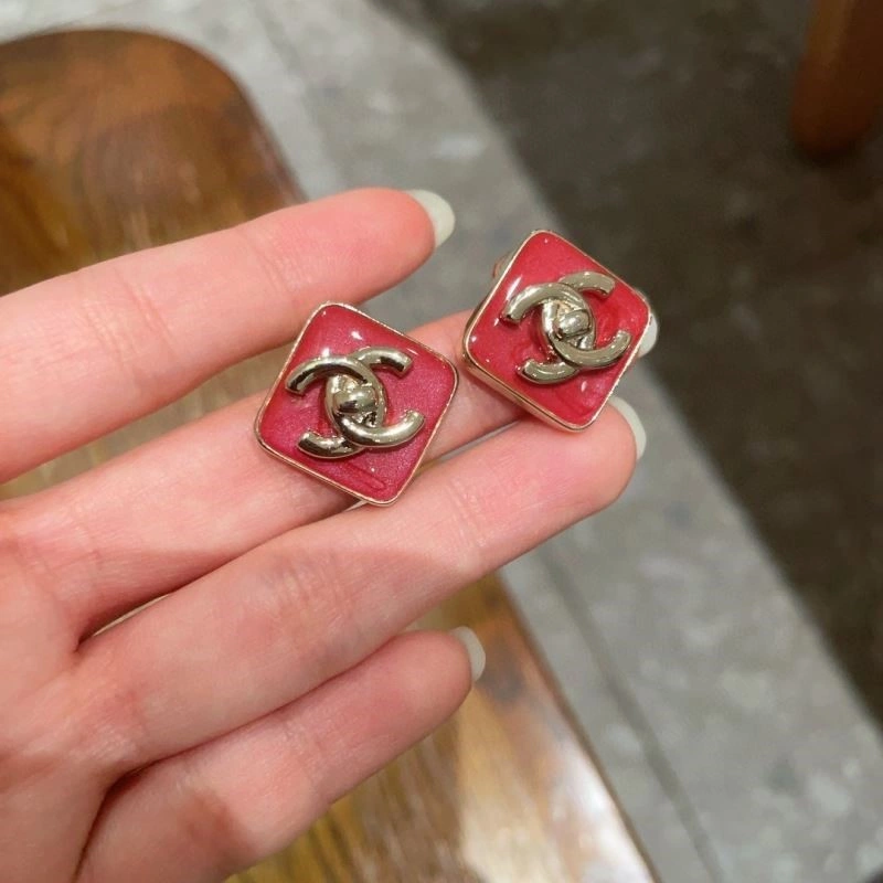 Top mirror Chanel Earrings