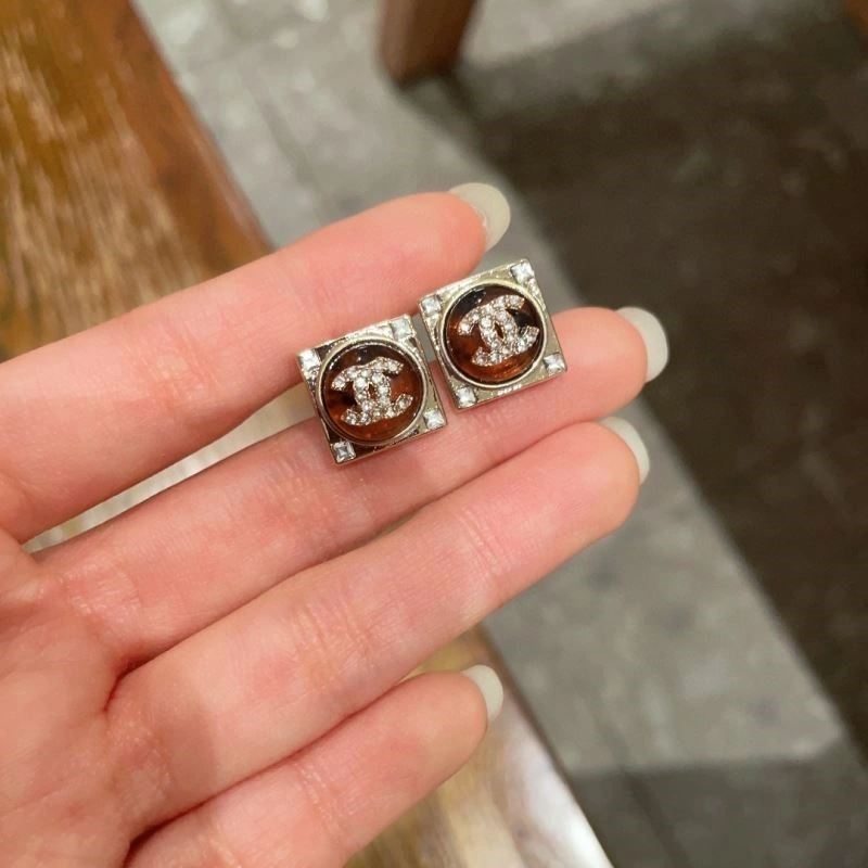 Accurate model Chanel Earrings