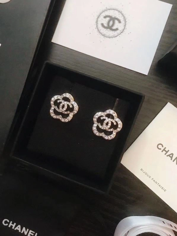 High accuracy Chanel Earrings