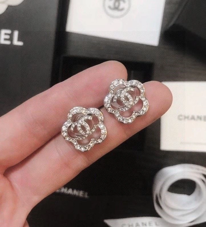 High accuracy Chanel Earrings