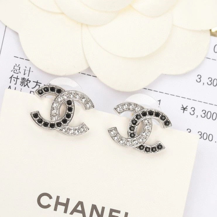 Accurate model Chanel Earrings