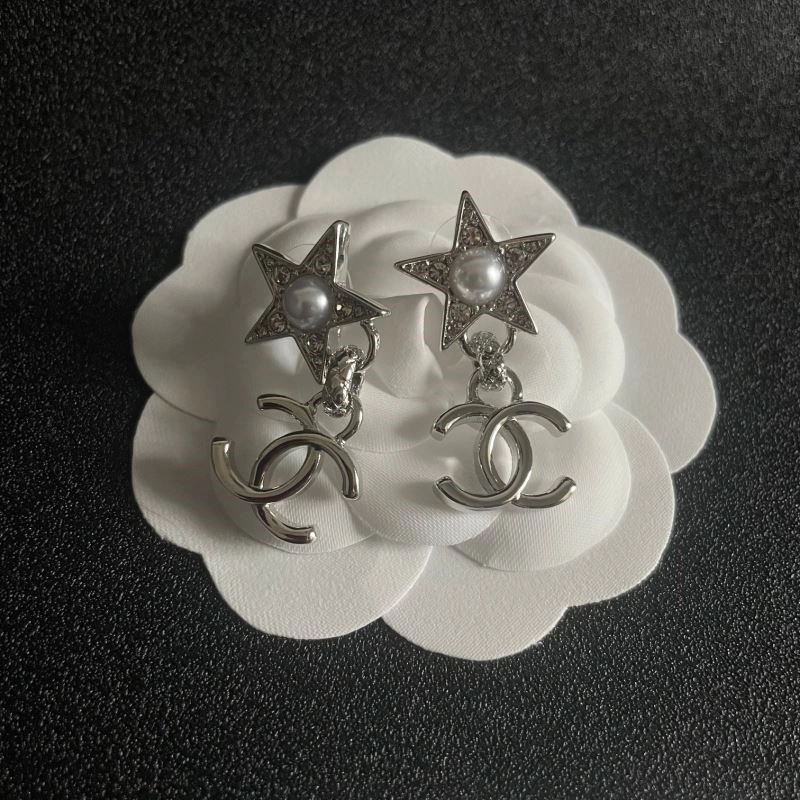 Low-cost Chanel Earrings