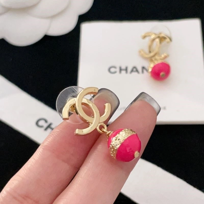 Top mirror Chanel Earrings