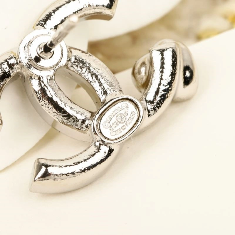 Top match Chanel Earrings