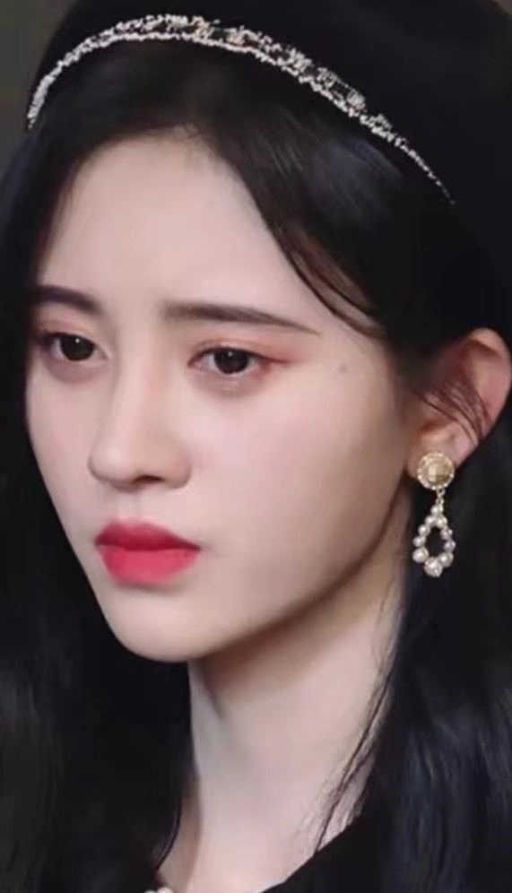 Top match Chanel Earrings