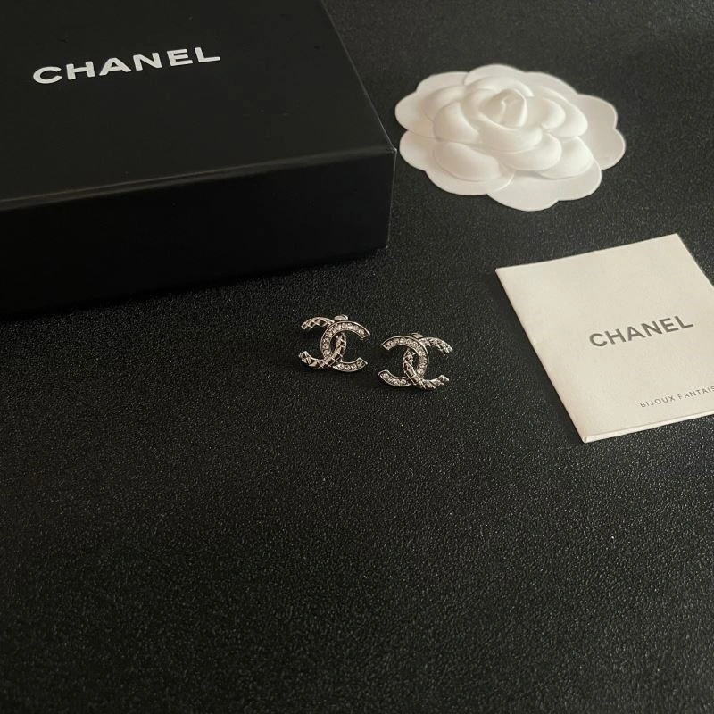 Top match Chanel Earrings