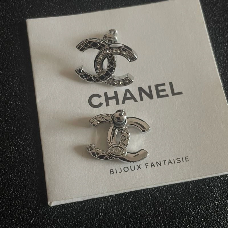 Top match Chanel Earrings