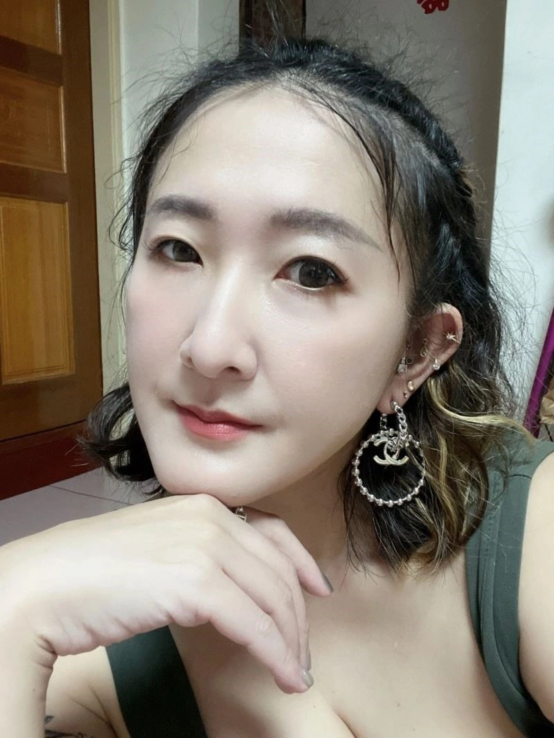 Bargain Chanel Earrings