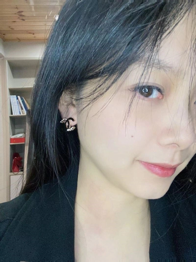 Bargain Chanel Earrings