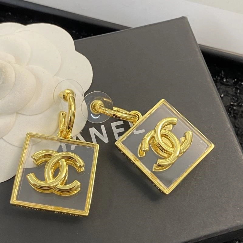 Top mirror Chanel Earrings