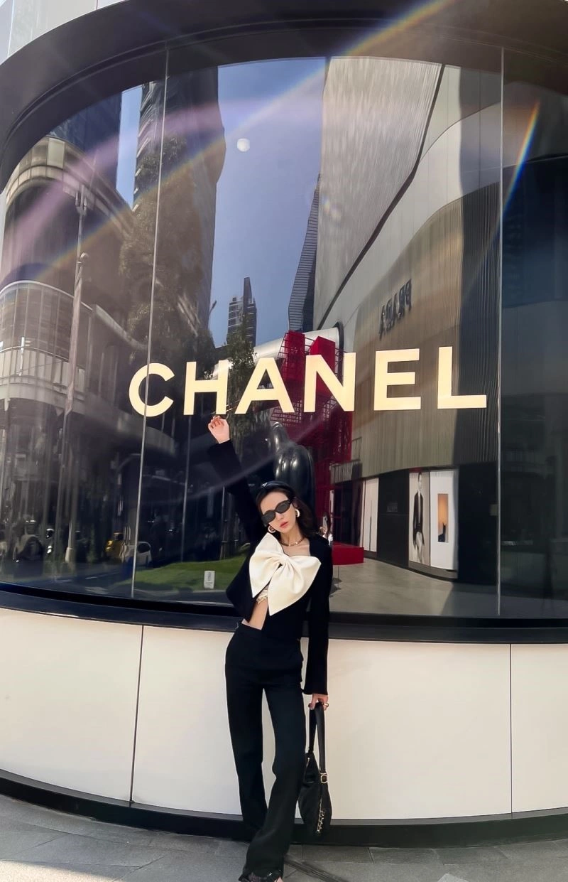 Accurate model Chanel Earrings
