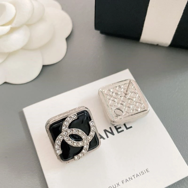 Top mirror Chanel Earrings