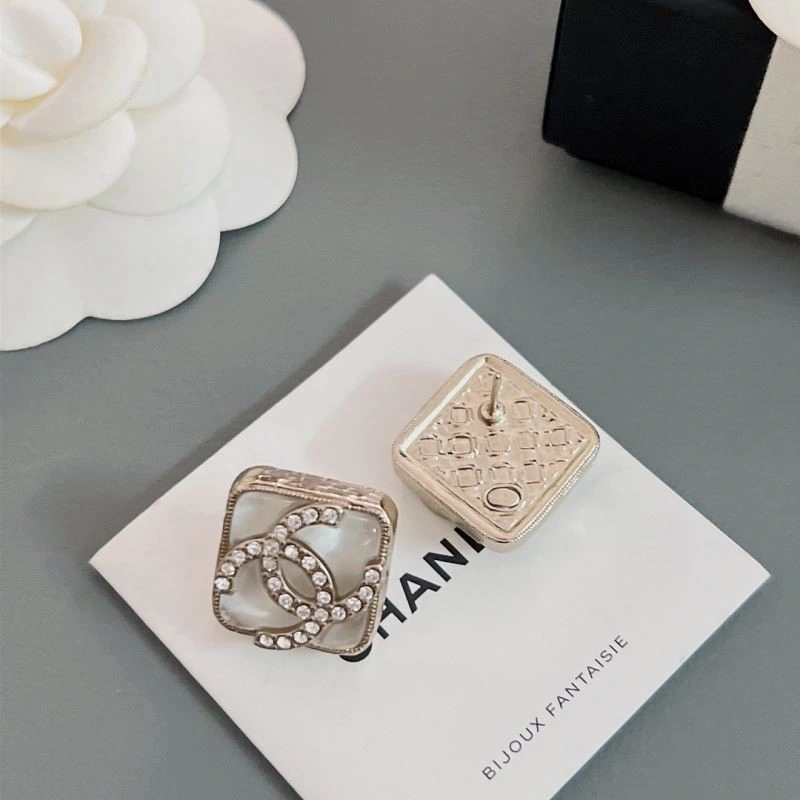 Top mirror Chanel Earrings