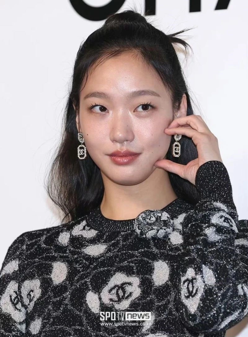 Top mirror Chanel Earrings
