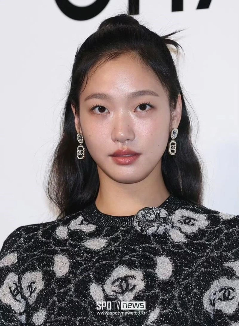 Top mirror Chanel Earrings