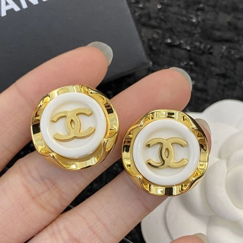 High accuracy Chanel Earrings