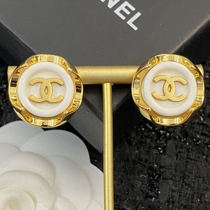 High accuracy Chanel Earrings